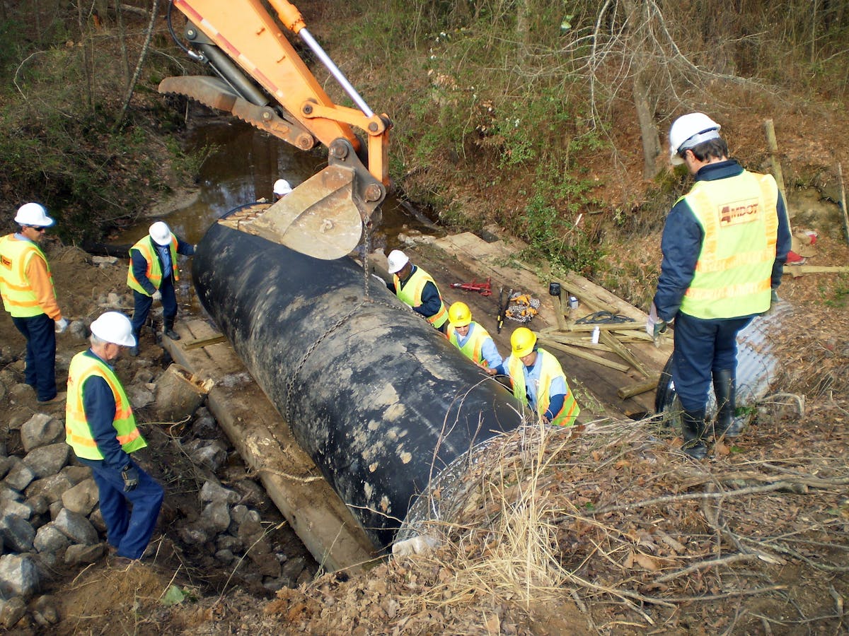 Culvert reline project comes off without a hitch | Roads and Bridges