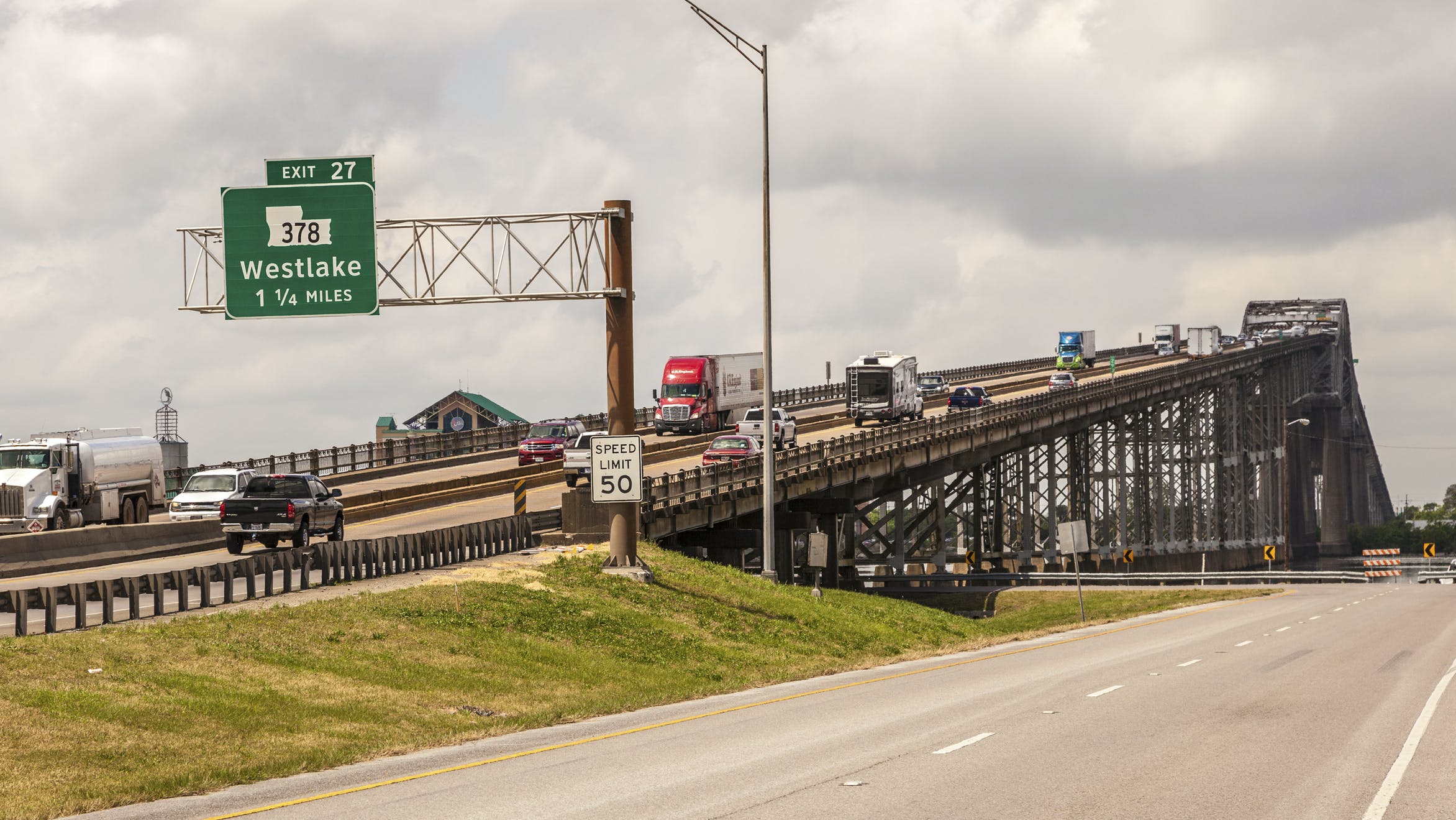 Deadline on Calcasieu River Bridge Extended | Roads and Bridges