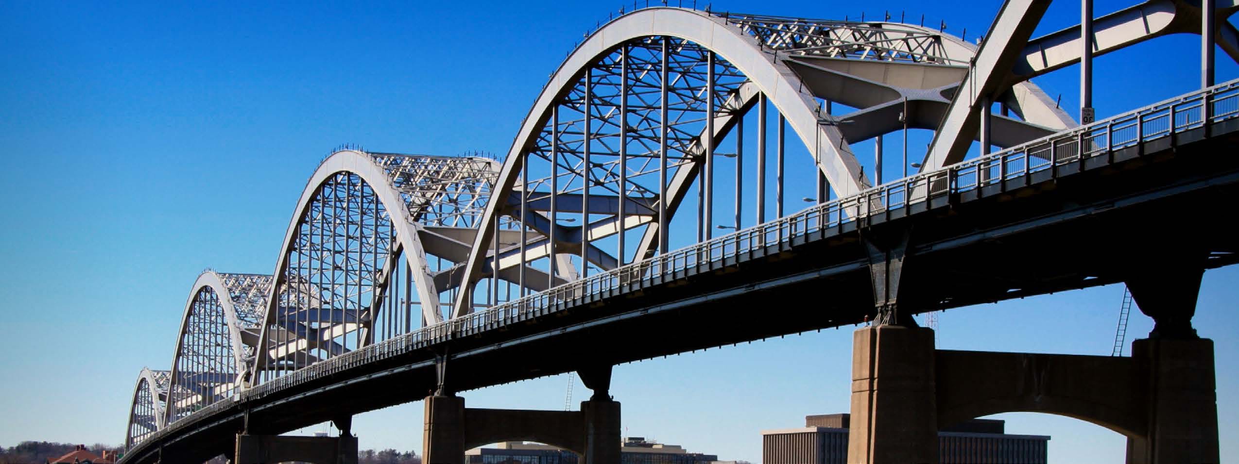 Bottomless structural plate arch bends with creek to save time and ...